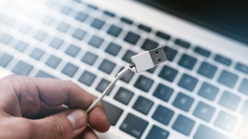 7 Bad Habits That Are Destroying Your PC